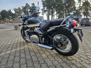 Black Triumph Speedmaster 2026 in Tallinn, with an engine capacity of 1.20 L and mileage of 1 thousand km for 16900 €, photo 5 on AUTOMOTO.COM.LV