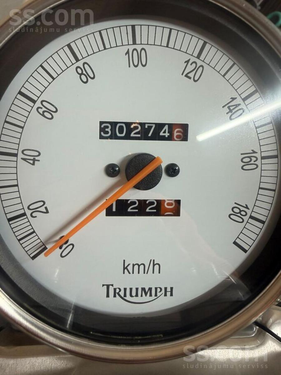 Triumph Speedmaster 2003 in Jelgava, with an engine capacity of 0.80 L and mileage of 0 thousand km for 4800 €, photo 7 on AUTOMOTO.COM.LV