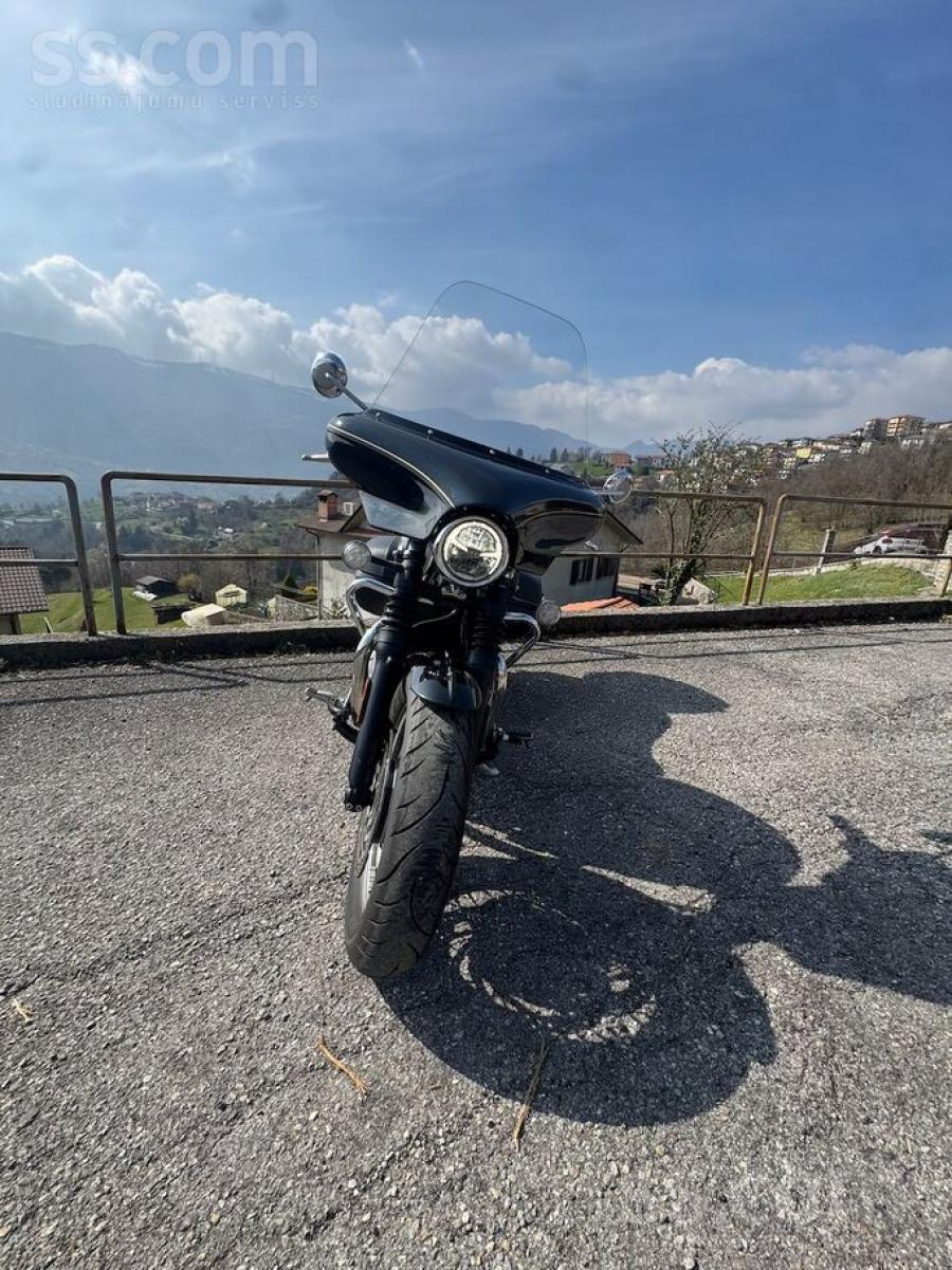 Triumph Speedmaster 2024 in Riga, with an engine capacity of 1.20 L and mileage of 0 thousand km for 9549 €, photo 7 on AUTOMOTO.COM.LV