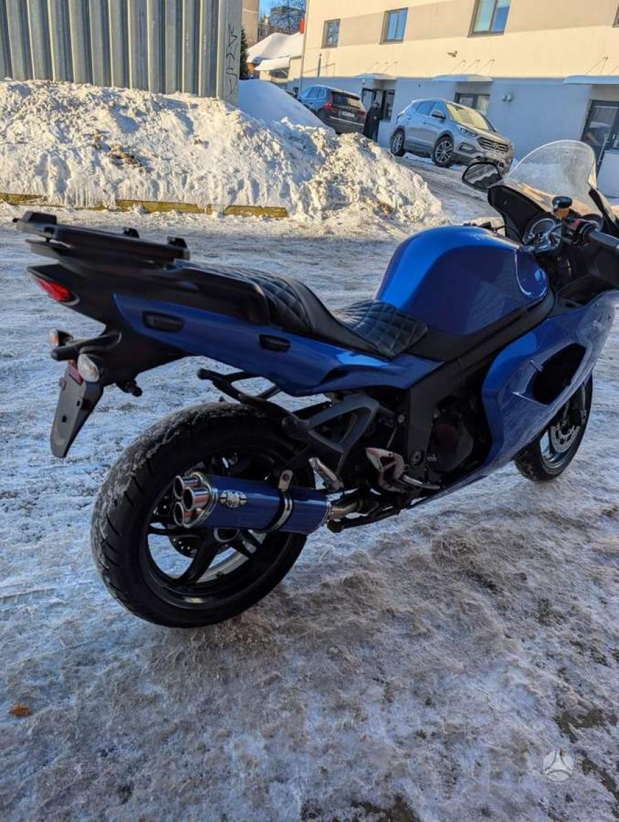 Blue Triumph Sprint 2015 in Kaunas, with an engine capacity of 1.05 L and mileage of 34 thousand km for 2800 €, photo 4 on AUTOMOTO.COM.LV
