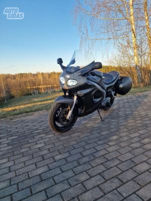 Zaļš Triumph Sprint 2000 Viļņa, ar dzinēja tilpumu 0.96 L un nobraukumu 44 tūkst. km par 1499 €, foto 1 vietnē AUTOMOTO.COM.LV