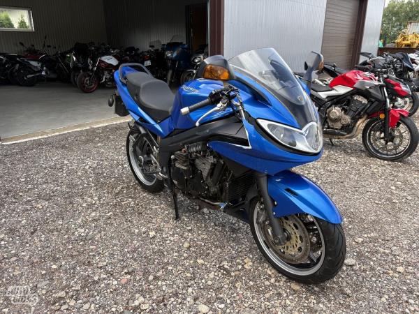 Triumph Sprint 2005 Kelmė, ar dzinēja tilpumu 1.05 L un nobraukumu 83 tūkst. km par 1130 €, foto 1 vietnē AUTOMOTO.COM.LV