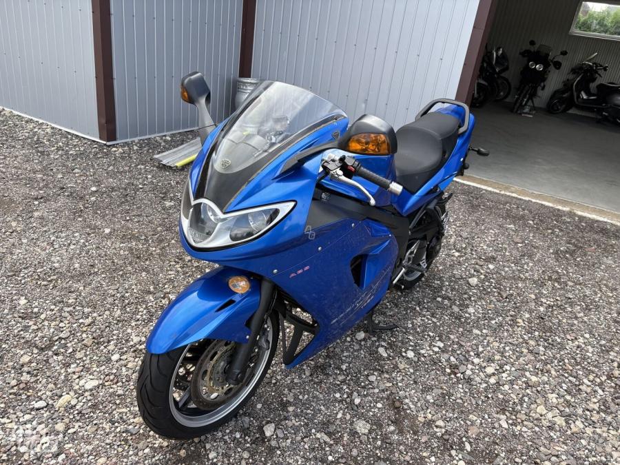 Triumph Sprint 2005 Kelmė, ar dzinēja tilpumu 1.05 L un nobraukumu 83 tūkst. km par 1130 €, foto 7 vietnē AUTOMOTO.COM.LV