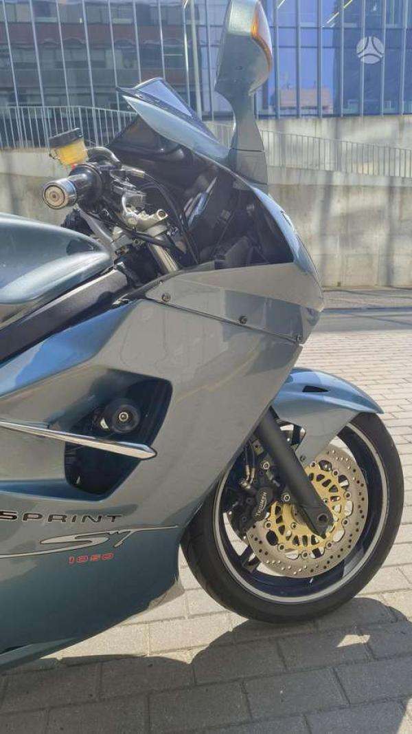 Triumph Sprint 2008 in Vilnius, with an engine capacity of 1.05 L and mileage of 75 thousand km for 1790 €, photo 3 on AUTOMOTO.COM.LV