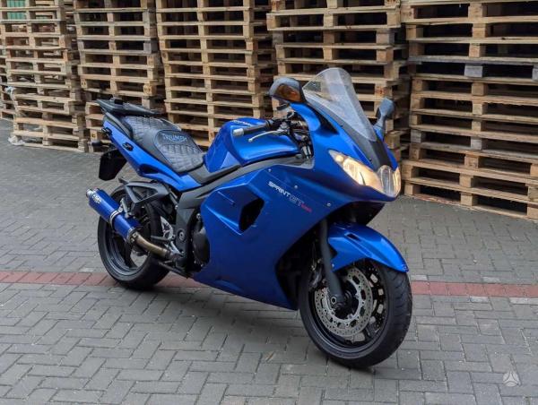 Triumph Sprint 2015 in Kaunas, with an engine capacity of 1.05 L and mileage of 34 thousand km for 3200 €, photo 7 on AUTOMOTO.COM.LV
