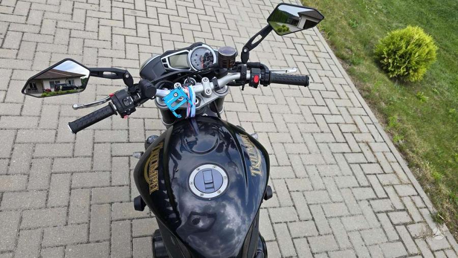 Черный Триумф Street Triple 2011 в Вильнюс, объемом двигателя 0.68 л и пробегом 45 тыс. км за 2500 €, фото 10 на AUTOMOTO.COM.LV