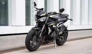 Melns Triumph Street Triple 2020 Viļņa, ar dzinēja tilpumu 0.77 L un nobraukumu 14 tūkst. km par 6350 €, foto 5 vietnē AUTOMOTO.COM.LV