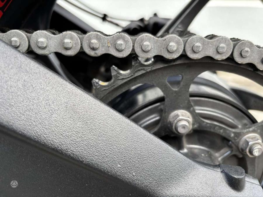 Melns Triumph Street Triple 2021 Švenčionys, ar dzinēja tilpumu 0.77 L un nobraukumu 18 tūkst. km par 6090 €, foto 13 vietnē AUTOMOTO.COM.LV