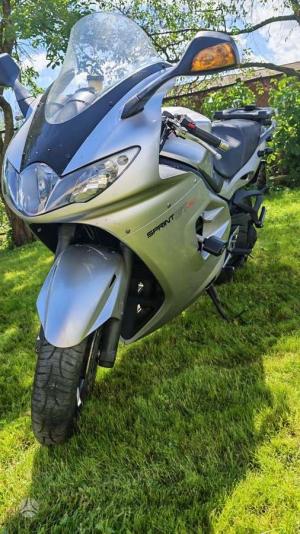Grey Triumph Street Triple 2014 in Vilnius, with an engine capacity of 1.05 L and mileage of 20 thousand km for 2900 €, photo 14 on AUTOMOTO.COM.LV