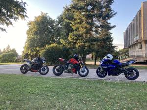 Pelēks Triumph Street Triple 2018 Kauņa, ar dzinēja tilpumu 1.05 L un nobraukumu 20 tūkst. km par 6800 €, foto 3 vietnē AUTOMOTO.COM.LV