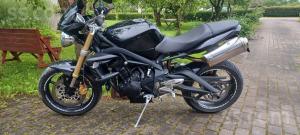 Triumph Street Triple 2009 Tukums, ar dzinēja tilpumu 0.68 L un nobraukumu 0 tūkst. km par 2550 €, foto 3 vietnē AUTOMOTO.COM.LV
