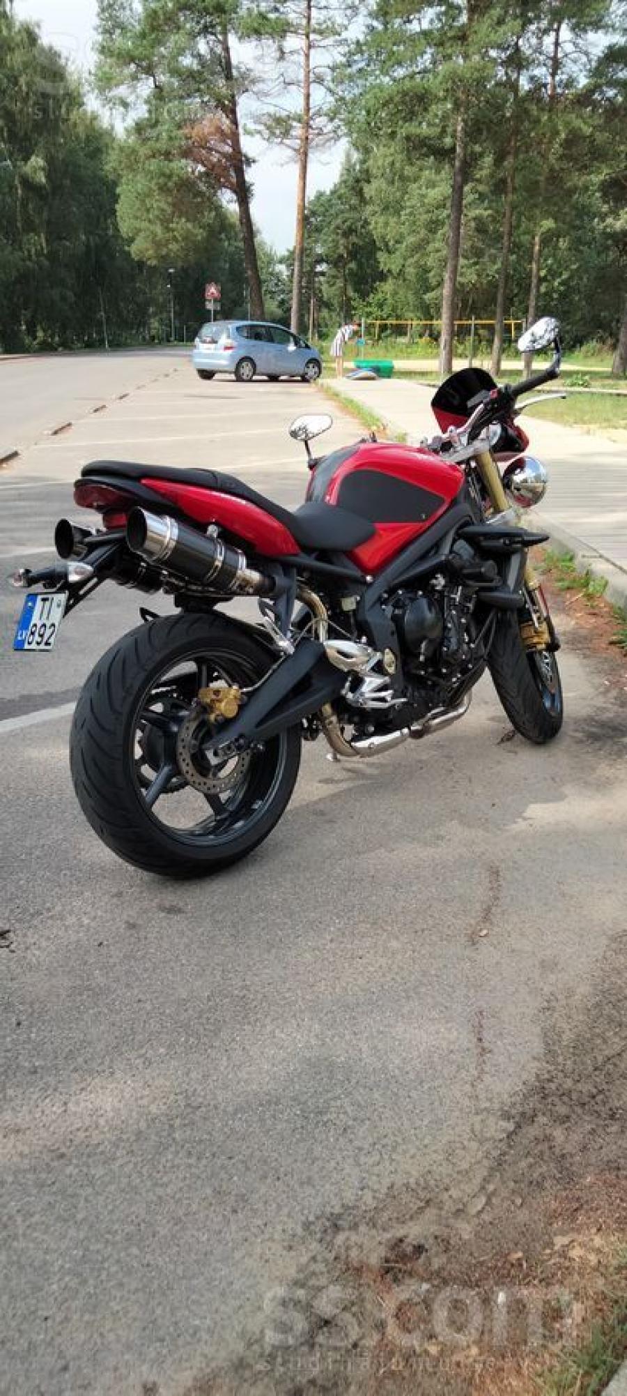 Triumph Street Triple 2009 Rīga, ar dzinēja tilpumu 0.68 L un nobraukumu 0 tūkst. km par 3650 €, foto 4 vietnē AUTOMOTO.COM.LV