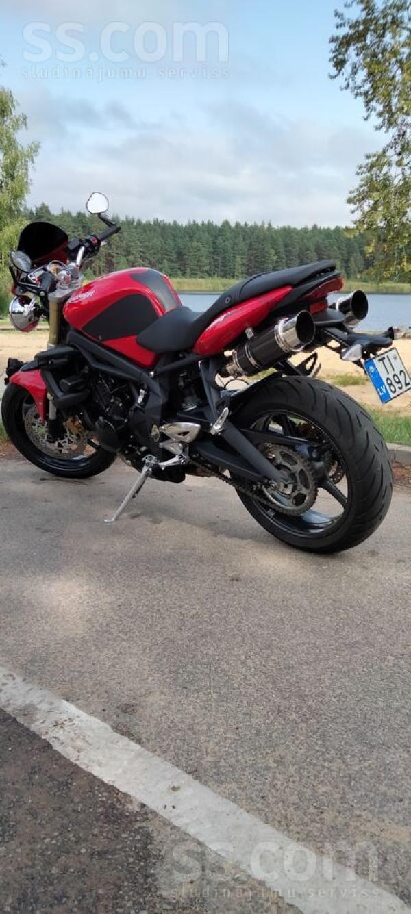 Triumph Street Triple 2009 Rīga, ar dzinēja tilpumu 0.68 L un nobraukumu 0 tūkst. km par 3650 €, foto 4 vietnē AUTOMOTO.COM.LV
