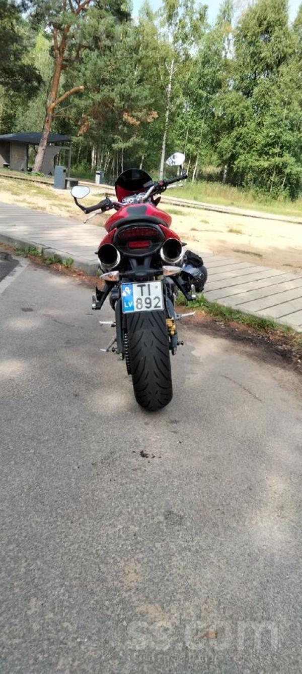 Triumph Street Triple 2009 Rīga, ar dzinēja tilpumu 0.68 L un nobraukumu 0 tūkst. km par 3650 €, foto 5 vietnē AUTOMOTO.COM.LV