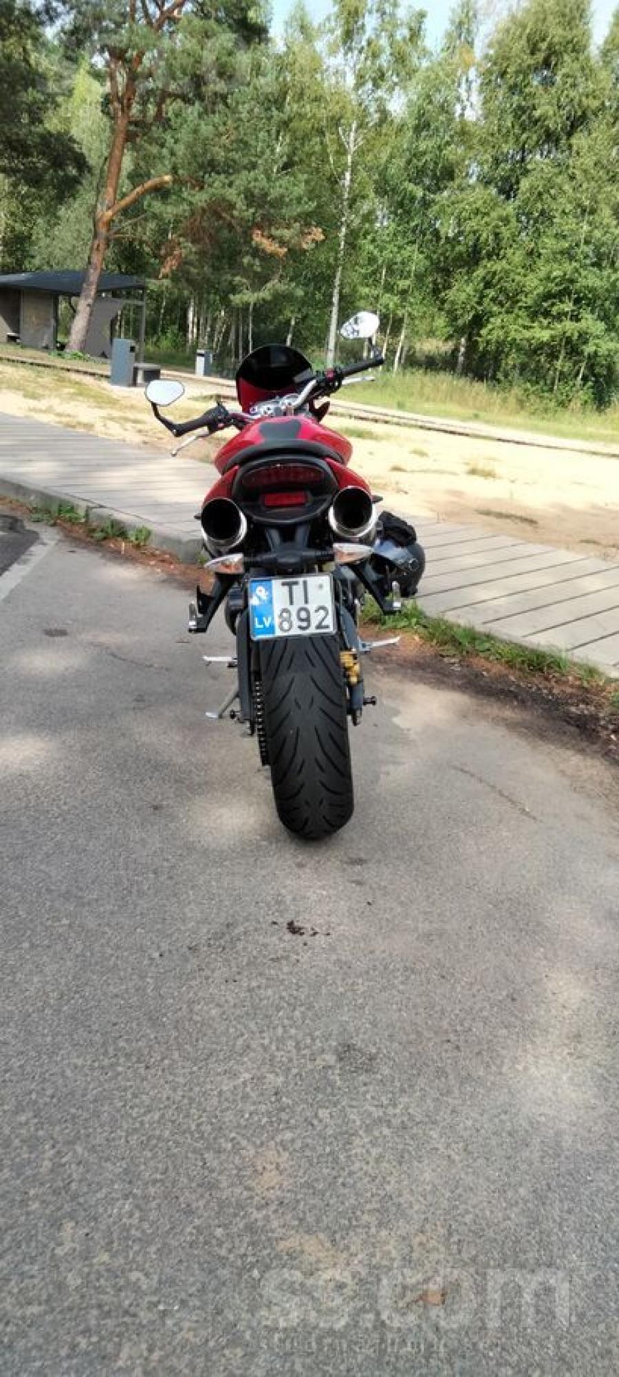 Triumph Street Triple 2009 Rīga, ar dzinēja tilpumu 0.68 L un nobraukumu 0 tūkst. km par 3650 €, foto 6 vietnē AUTOMOTO.COM.LV