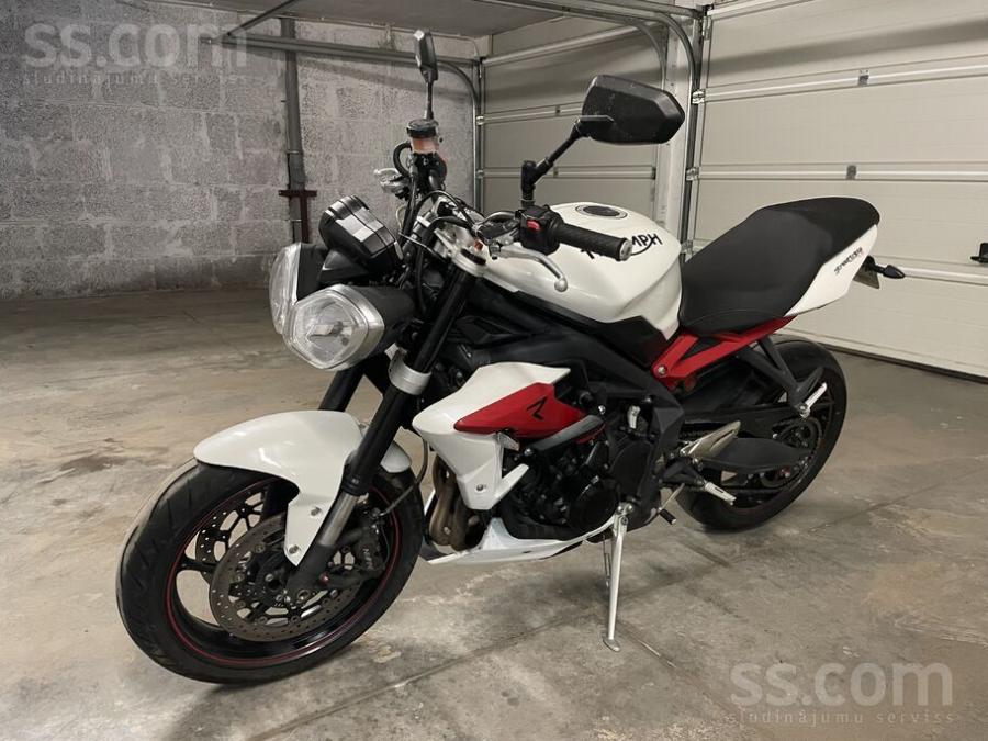 Триумф Street Triple 2014 в Рига, объемом двигателя 0.68 л и пробегом 0 тыс. км за 4600 €, фото 6 на AUTOMOTO.COM.LV