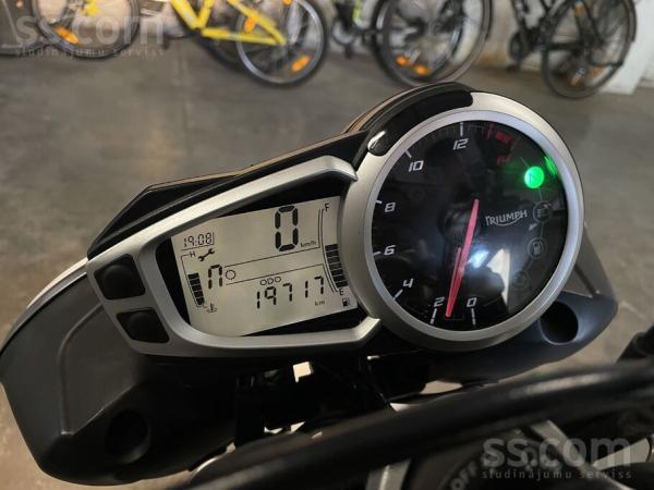 Триумф Street Triple 2014 в Рига, объемом двигателя 0.68 л и пробегом 0 тыс. км за 4600 €, фото 8 на AUTOMOTO.COM.LV