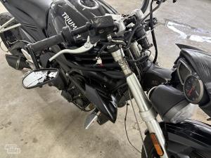Triumph Street Triple 2018 Kelmė, ar dzinēja tilpumu 0.00 L un nobraukumu 48 tūkst. km par 1430 €, foto 7 vietnē AUTOMOTO.COM.LV