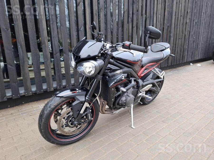 Triumph Street Triple 2018 Rīga, ar dzinēja tilpumu 0.77 L un nobraukumu 0 tūkst. km par 4600 €, foto 5 vietnē AUTOMOTO.COM.LV