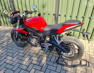 Triumph Street Triple 2018 in Vilnius, with an engine capacity of 0.00 L and mileage of 0 thousand km for 4900 €, photo 3 on AUTOMOTO.COM.LV