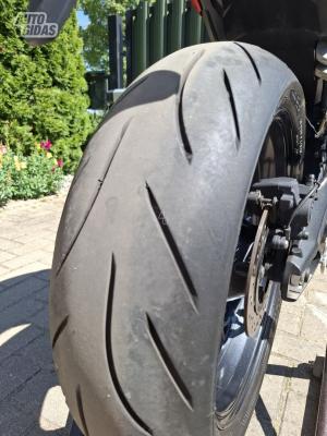 Triumph Street Triple 2018 in Vilnius, with an engine capacity of 0.00 L and mileage of 0 thousand km for 4900 €, photo 7 on AUTOMOTO.COM.LV