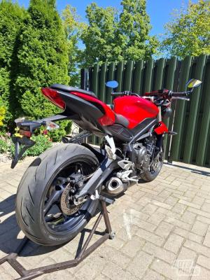 Triumph Street Triple 2018 in Vilnius, with an engine capacity of 0.00 L and mileage of 0 thousand km for 4900 €, photo 9 on AUTOMOTO.COM.LV