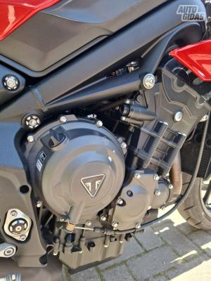 Triumph Street Triple 2018 in Vilnius, with an engine capacity of 0.00 L and mileage of 0 thousand km for 4900 €, photo 13 on AUTOMOTO.COM.LV