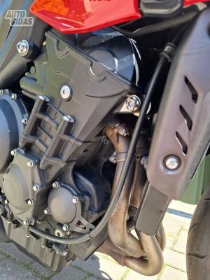 Triumph Street Triple 2018 in Vilnius, with an engine capacity of 0.00 L and mileage of 0 thousand km for 4900 €, photo 16 on AUTOMOTO.COM.LV