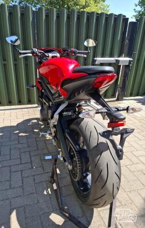 Triumph Street Triple 2018 in Vilnius, with an engine capacity of 0.00 L and mileage of 0 thousand km for 3950 €, photo 9 on AUTOMOTO.COM.LV