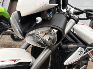 Triumph Street Triple 2019 in Kelme, with an engine capacity of 0.77 L and mileage of 34 thousand km for 3730 €, photo 20 on AUTOMOTO.COM.LV