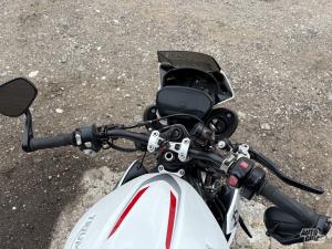 Triumph Street Triple 2019 in Kelme, with an engine capacity of 0.77 L and mileage of 34 thousand km for 3730 €, photo 22 on AUTOMOTO.COM.LV
