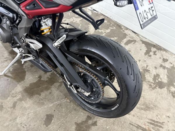 Триумф Street Triple 2022 в Кельме, объемом двигателя 0.77 л и пробегом 9 тыс. км за 2430 €, фото 6 на AUTOMOTO.COM.LV