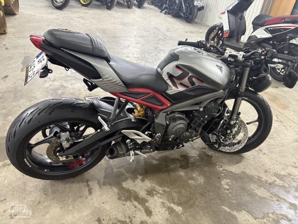 Триумф Street Triple 2022 в Кельме, объемом двигателя 0.77 л и пробегом 9 тыс. км за 2430 €, фото 8 на AUTOMOTO.COM.LV