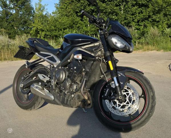 Triumph Street Triple 2022 Rokiškis, ar dzinēja tilpumu 0.77 L un nobraukumu 3 tūkst. km par 5400 €, foto 1 vietnē AUTOMOTO.COM.LV