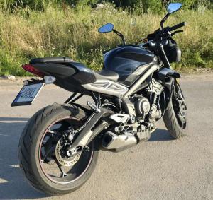 Triumph Street Triple 2022 Rokiškis, ar dzinēja tilpumu 0.77 L un nobraukumu 3 tūkst. km par 5400 €, foto 3 vietnē AUTOMOTO.COM.LV