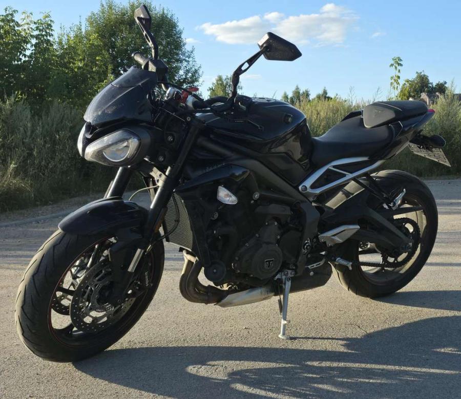 Triumph Street Triple 2022 Rokiškis, ar dzinēja tilpumu 0.77 L un nobraukumu 3 tūkst. km par 5400 €, foto 4 vietnē AUTOMOTO.COM.LV