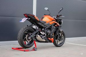 Orange Triumph Street Triple 2025 in Vilnius, with an engine capacity of 0.77 L and mileage of 13 thousand km for 8200 €, photo 7 on AUTOMOTO.COM.LV