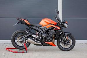 Orange Triumph Street Triple 2025 in Vilnius, with an engine capacity of 0.77 L and mileage of 13 thousand km for 8200 €, photo 8 on AUTOMOTO.COM.LV