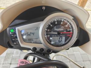 White Triumph Street Triple 2008 in Druskininkai, with an engine capacity of 0.00 L and mileage of 64 thousand km for 2500 €, photo 14 on AUTOMOTO.COM.LV