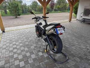 Balts Triumph Street Triple 2008 Druskininkai, ar dzinēja tilpumu 0.68 L un nobraukumu 64 tūkst. km par 2600 €, foto 7 vietnē AUTOMOTO.COM.LV