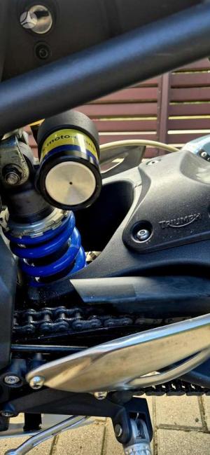 Белый Триумф Street Triple 2012 в Алитус, объемом двигателя 0.68 л и пробегом 24 тыс. км за 4250 €, фото 10 на AUTOMOTO.COM.LV