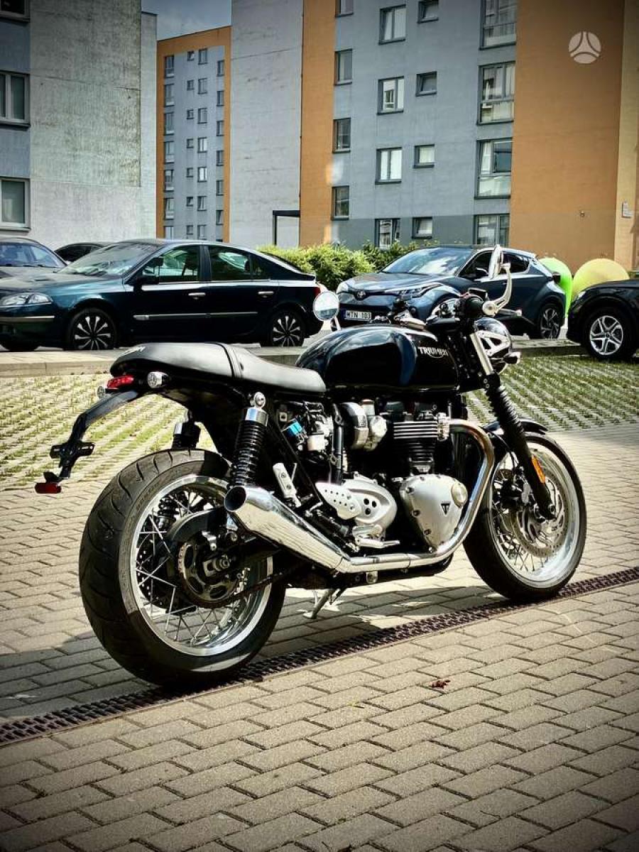 Triumph Thruxton 2017 in Vilnius, with an engine capacity of 1.20 L and mileage of 8 thousand km for 7400 €, photo 5 on AUTOMOTO.COM.LV