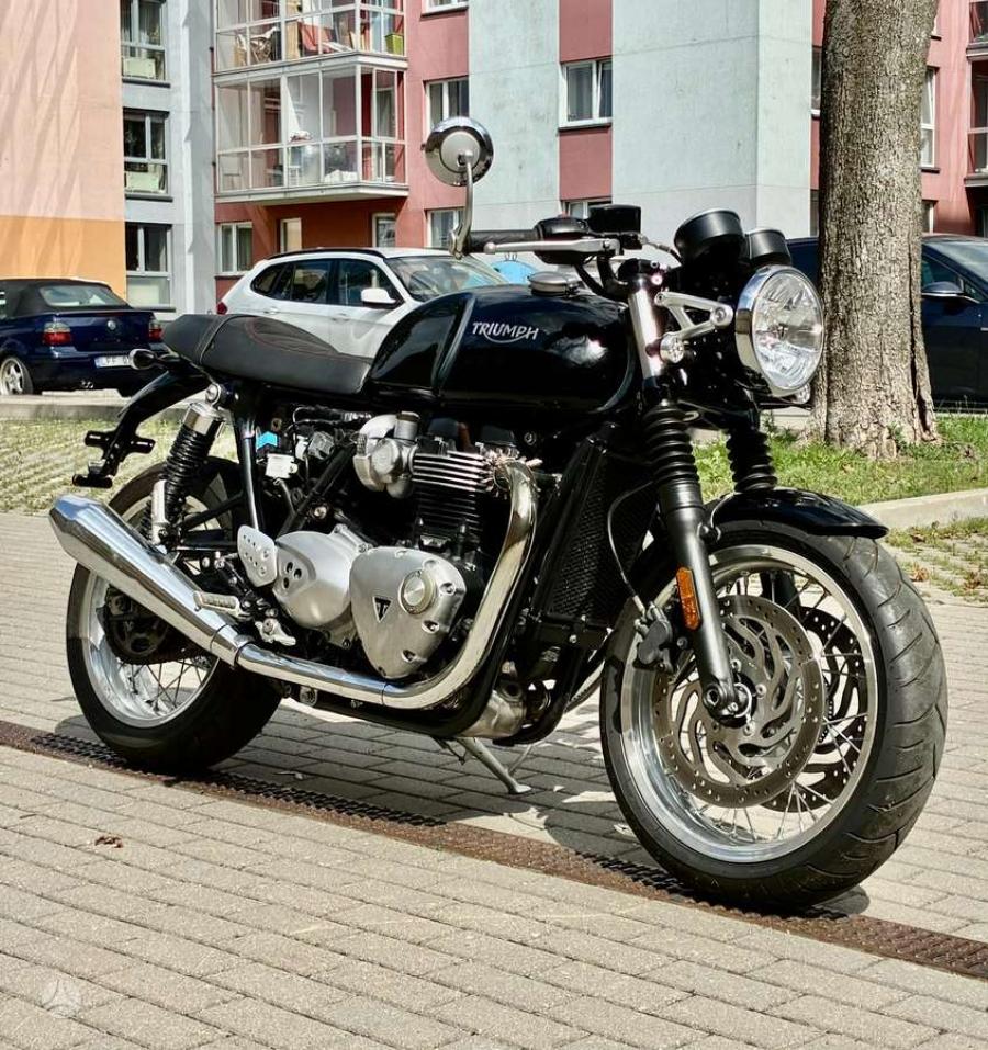 Triumph Thruxton 2017 in Vilnius, with an engine capacity of 1.20 L and mileage of 8 thousand km for 7400 €, photo 7 on AUTOMOTO.COM.LV