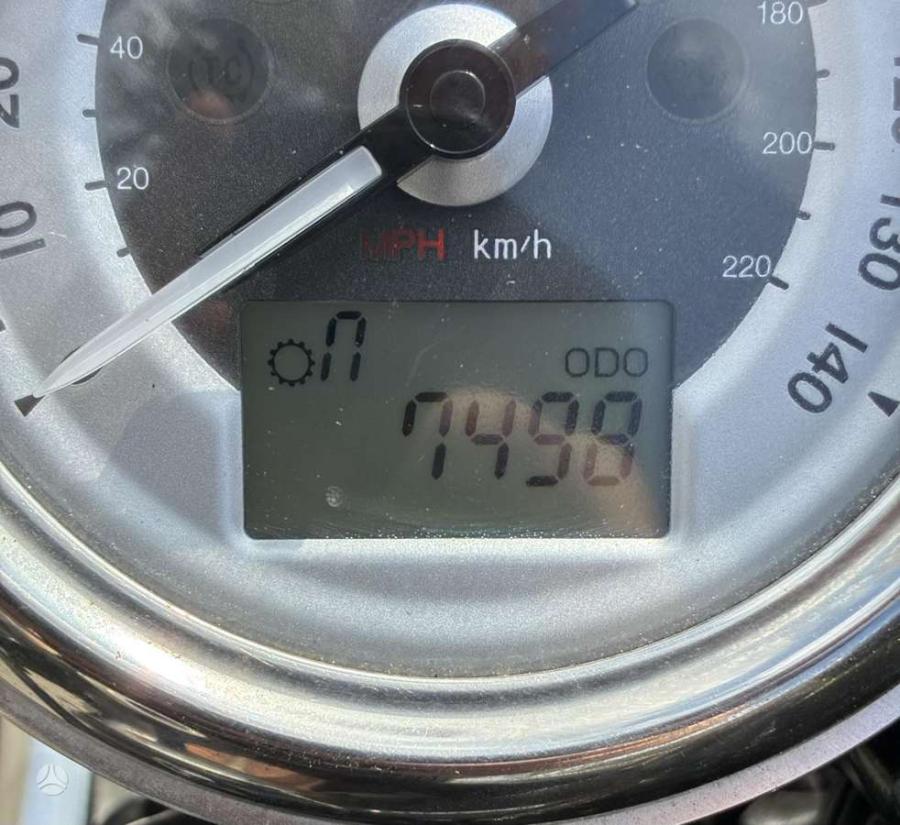 Triumph Thruxton 2017 in Vilnius, with an engine capacity of 1.20 L and mileage of 8 thousand km for 7400 €, photo 14 on AUTOMOTO.COM.LV