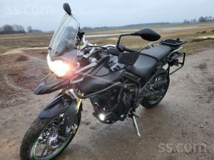 Triumph Tiger 800 2012 Valmiera, ar dzinēja tilpumu 0.80 L un nobraukumu 0 tūkst. km par 6000 €, foto 5 vietnē AUTOMOTO.COM.LV