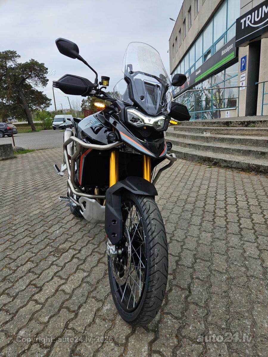 Серый Триумф Tiger 900 2026 в Таллин, объемом двигателя 0.89 л и пробегом 0 тыс. км за 17890 €, фото 8 на AUTOMOTO.COM.LV