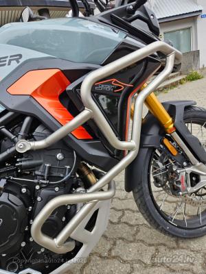 Серый Триумф Tiger 900 2026 в Таллин, объемом двигателя 0.89 л и пробегом 0 тыс. км за 17890 €, фото 10 на AUTOMOTO.COM.LV