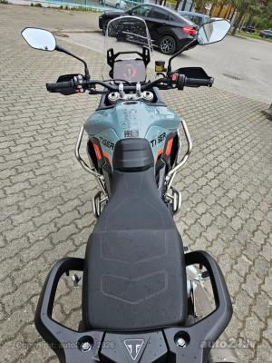 Серый Триумф Tiger 900 2026 в Таллин, объемом двигателя 0.89 л и пробегом 0 тыс. км за 17890 €, фото 12 на AUTOMOTO.COM.LV