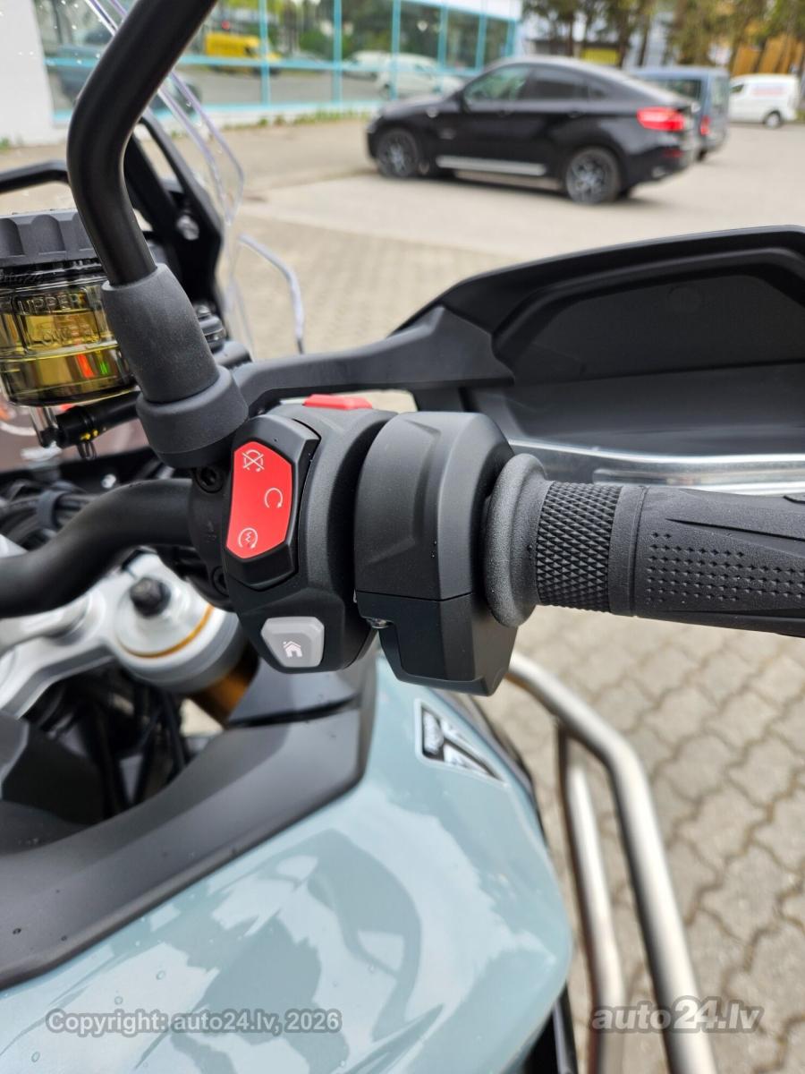 Серый Триумф Tiger 900 2026 в Таллин, объемом двигателя 0.89 л и пробегом 0 тыс. км за 17890 €, фото 15 на AUTOMOTO.COM.LV