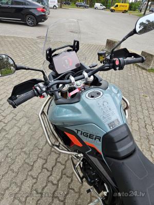 Серый Триумф Tiger 900 2026 в Таллин, объемом двигателя 0.89 л и пробегом 0 тыс. км за 17890 €, фото 16 на AUTOMOTO.COM.LV